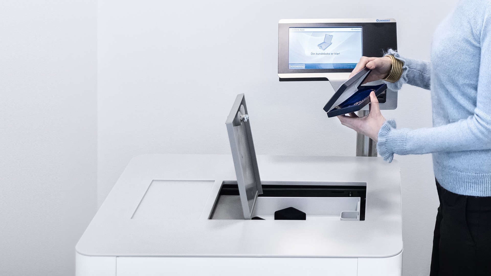 Online Storage Solutions: Digital Deposit Safe Box Singapore ...